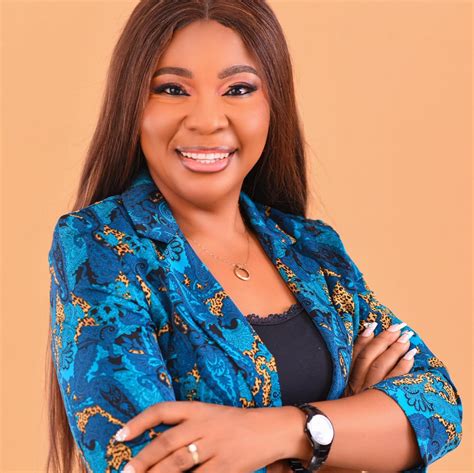 What Causes Sugar Flowers To Feel Sticky Or Soft After Drying — And How