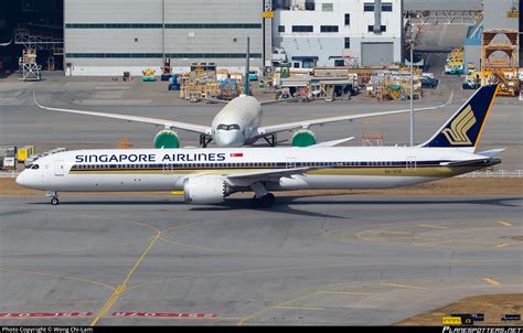 9v Sch Singapore Airlines Boeing 787 10 Dreamliner Photo By Wong Chi