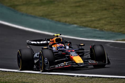 F1 Red Bull Troca Chassi De Perez Para Corrida Em Interlagos