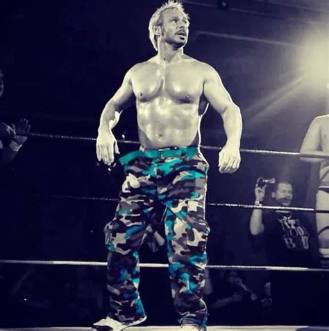 Ex Wwe Star Forced Off Twitter After Saying He Didnt Want To Fight