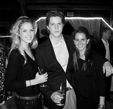 Lana With Her Sister Chuck And Her Brother Charlie Lana Del Rey