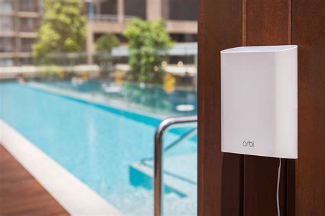 Netgear Orbi Outdoor Satellite Uncrate