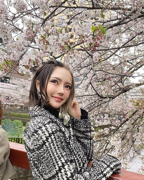 葉月芽生さんのインスタグラム 葉月芽生 Mei Hazuki