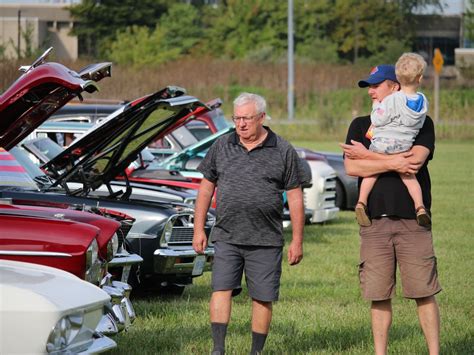 Car Show Helps Jump Start Sarnia Area United Way Campaign The Sarnia