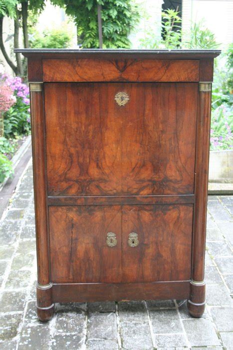 Secretaire Empire à Demi colonne en noyer et placage noyer marbre gris Sainte Anne ca 1870