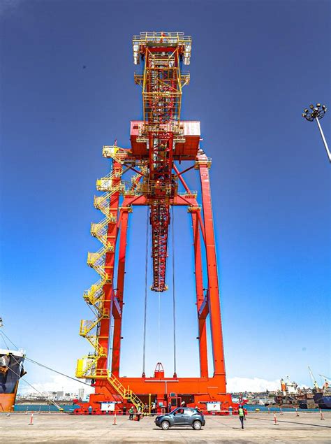 New Ship To Shore Crane To Lift Pe Container Terminal Efficiency Eastern Cape Industrial