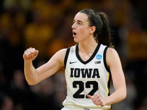 Caitlin Clark Basketball Superstar Biceps Rfemalecelebritybiceps