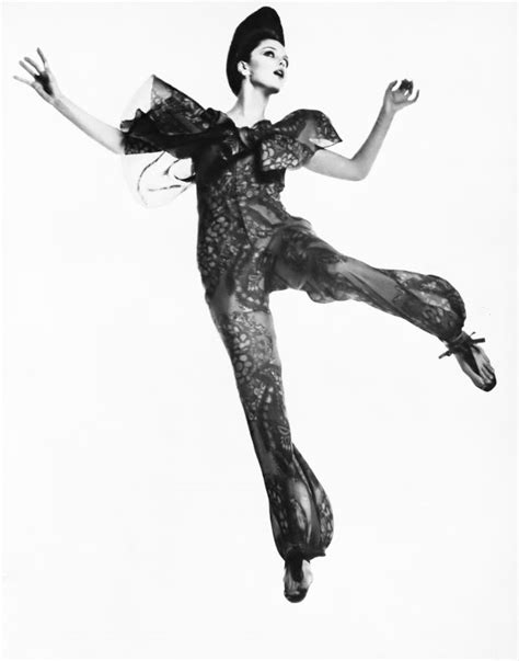 40 Glamorous Photos Of American Model Donna Mitchell In The 1960s