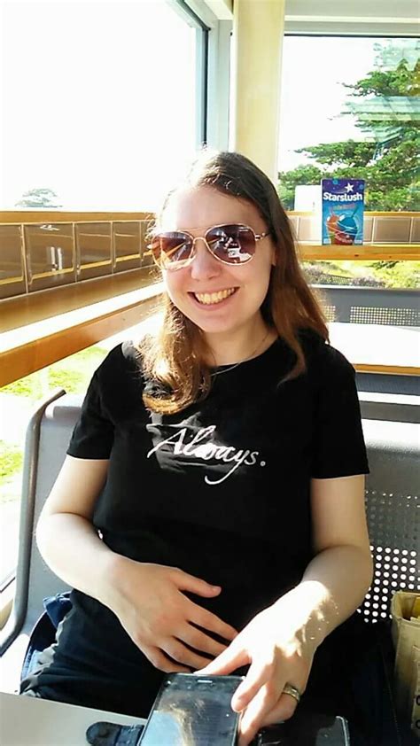 Clicks Clan 17 Weeks Pregnant