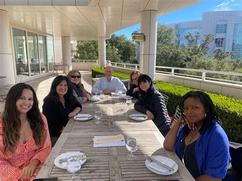 Check Out Ron Epsteins Story Voyage La Magazine La City Guide