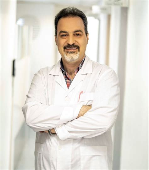 دکتر محمدرضا اکبری کلینیک بهروز دکتر بهروز باریک بین