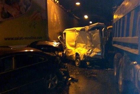 Верижна катастрофа на „Витиня“ затрудни движението по АМ „Хемус“ Информационна агенция ПИК