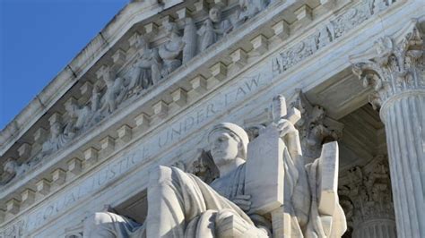 États Unis La Cour Suprême Américaine Maintient Temporairement Laccès