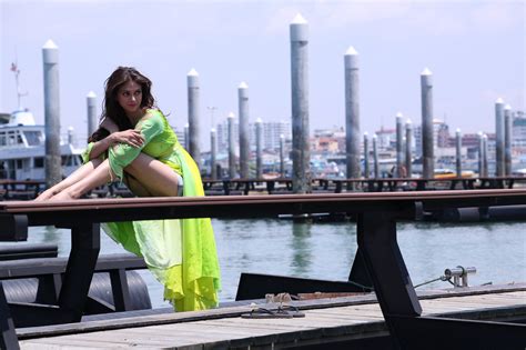 Wallpaper 2880x1920 Px Actress Aditi Beautiful Beauty Bollywood