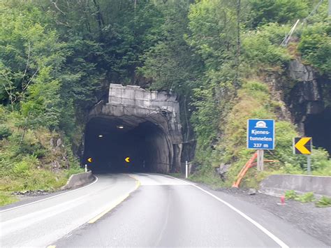 Structurae En Kjenes Road Tunnel