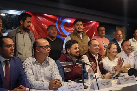 Panistas le echan montón a líder de Morena CDMX Diario Basta