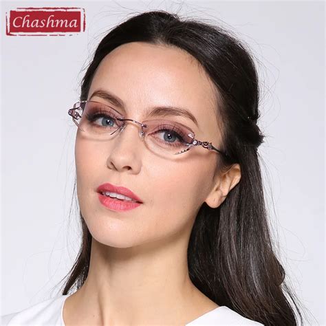 Trendy Reading Glasses 2025 Mila Ruqayyah