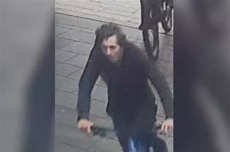 Police Looking For Man After Drag Queen Attacked In City Centre