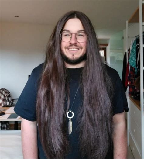 The Mane Scrolller