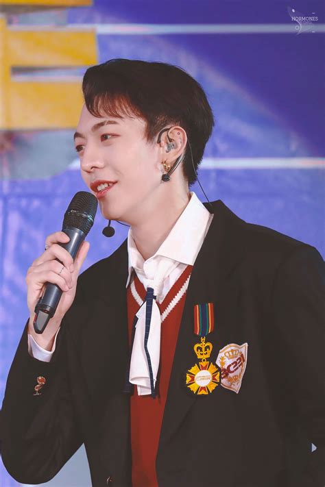 Pin By Ophelia On 偶像练习生 Idol Producer Fictional Characters Character