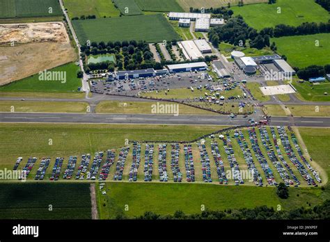 Drag racing hi-res stock photography and images - Alamy