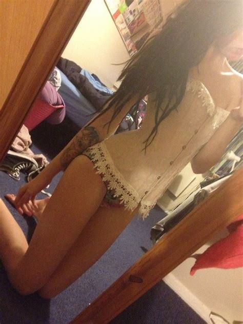 Amazing Brunette Teen In A Incredible Selfshot Johno15