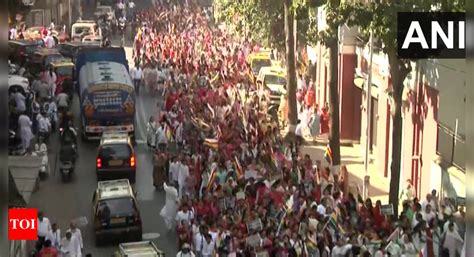 Jain Community Takes Out Rally In Mumbai Against Jharkhand Govts
