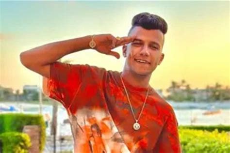 بعد حكم البراءة من التزوير طرح أغنية قلبي ميت أنا مش بجلي لـ عصام