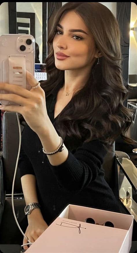 Cortes De Cabello Largo En Capas Para Mujeres Long Hair Styles Hair Inspiration Hair Looks