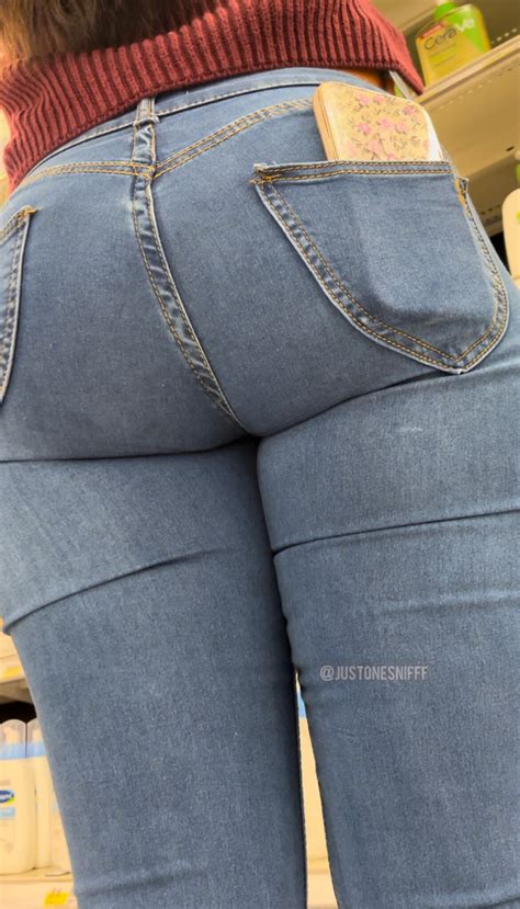 Target Employees Ass Barely Fit In Those Jeans Tight Jeans Forum