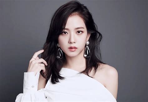 Profil Jisoo Blackpink Travistory