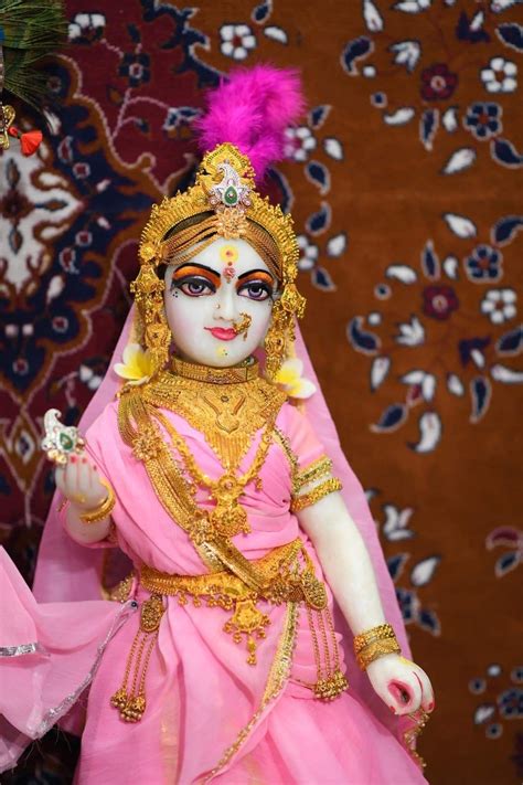 Pin By S G On Hindu Gods And Culture Princess Zelda Radha Rani