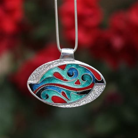 გოარი • ვერცხლი ტიხრული მინანქარი