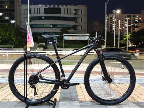 2019 스페셜라이즈드 락하퍼 프로 29인치 Mtb자전거 입문용 가성비 산악자전거 자출 운동 라이딩 자전거여행 추천 순위