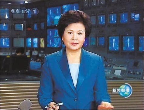 央视主播离职后现状郎永淳与妻出书 签售受热捧 手机凤凰网