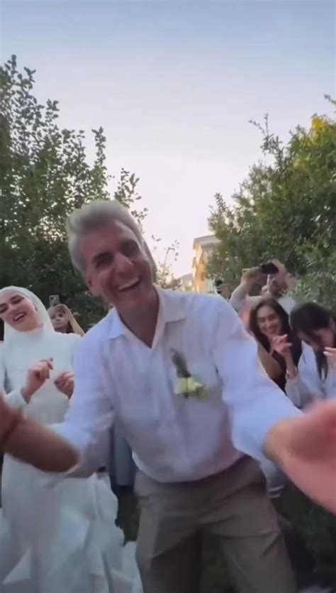 Güldür Güldürün Mesutu Uğur Bilgin Evlendi Eşi İrem Uslu