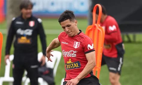 Selección peruana Catriel Cabellos compartió foto con Christian Cueva