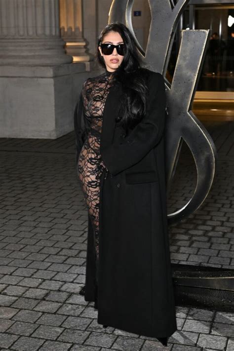 Madonnas Daughter Lola Frees The Nipple At Paris Fashion Week