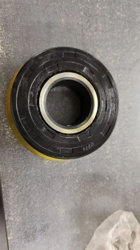Material Brass Metal Oil Seal At Rs 900piece In Howrah Id