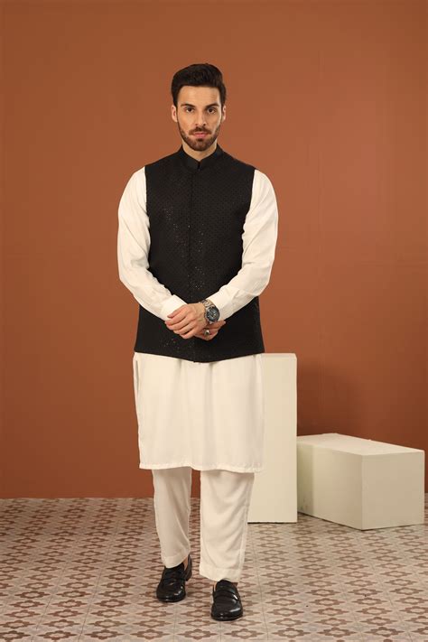 Men Waist Coat 04042302 String And Thread