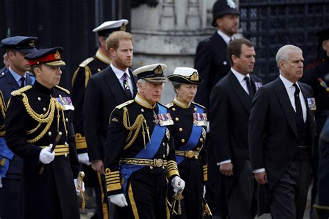 Princess Anne Marches In Queen Elizabeth Iis Funeral Procession Us