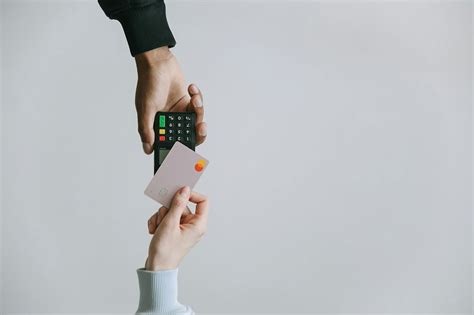 The Rise And Fall Of BlackBerry Mobiles A Cautionary Tale In Tech