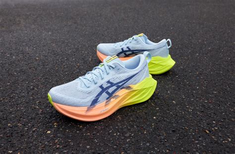 Asics lança Superblast™ 2 com tecnologia FF Turbo™ Plus