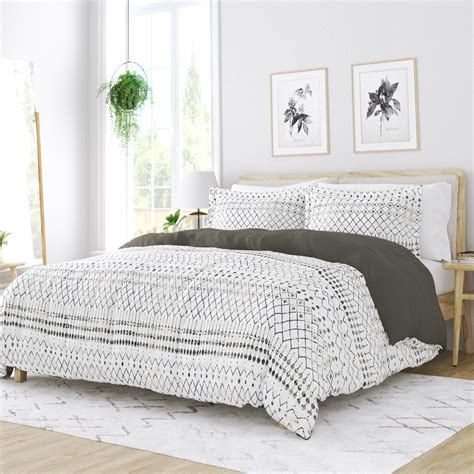Becky Cameron Etched Gate Pattern Reversible Duvet Cover Set And Reviews