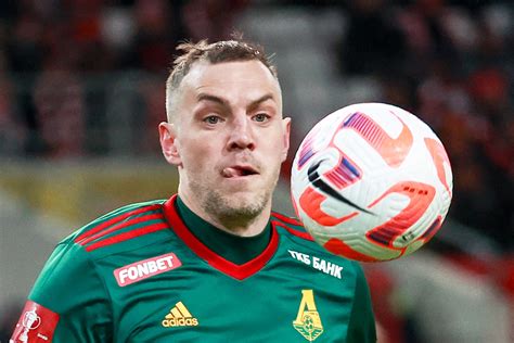 Семак рассказал есть ли у него обида на Дзюбу Российская газета