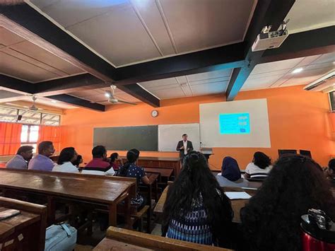 professor hemanth noothalapati s visit to the department of polymer