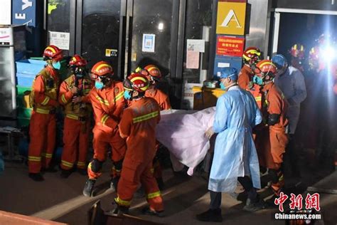 湖南长沙居民自建房倒塌事故第8名被困者获救新浪图片