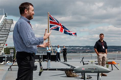 Desarrollo Defensa Y Tecnologia Belica Una Flota De Modernos Drones