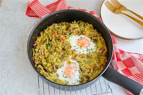 Eenpansgerecht met rösti en ei Lekker en Simpel