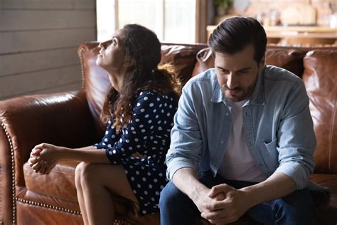 Infidelity Red Flags 10 Physical Signs Your Wife Is Cheating Hooshout